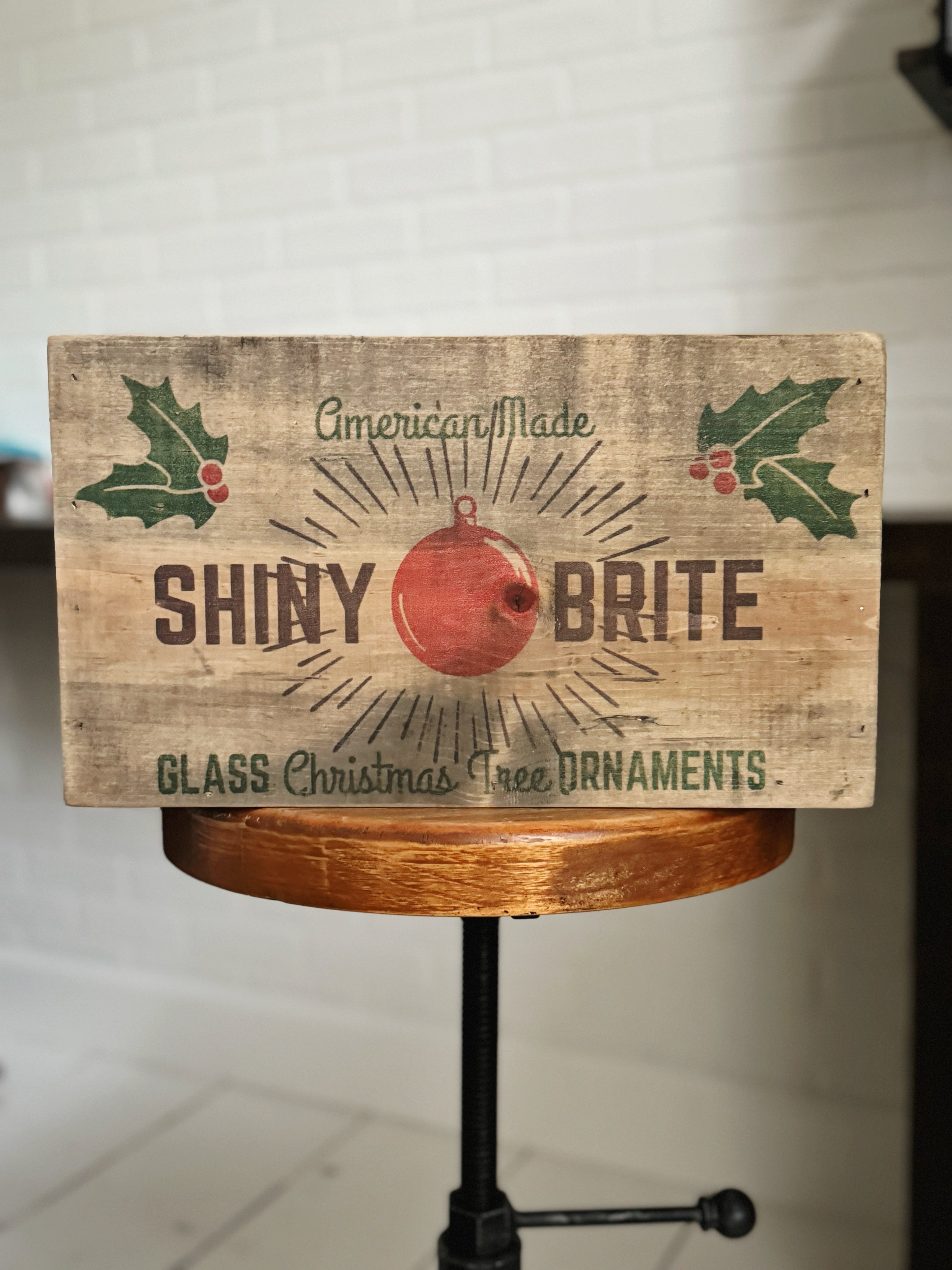 Shiny Brite Crate – Crate 55